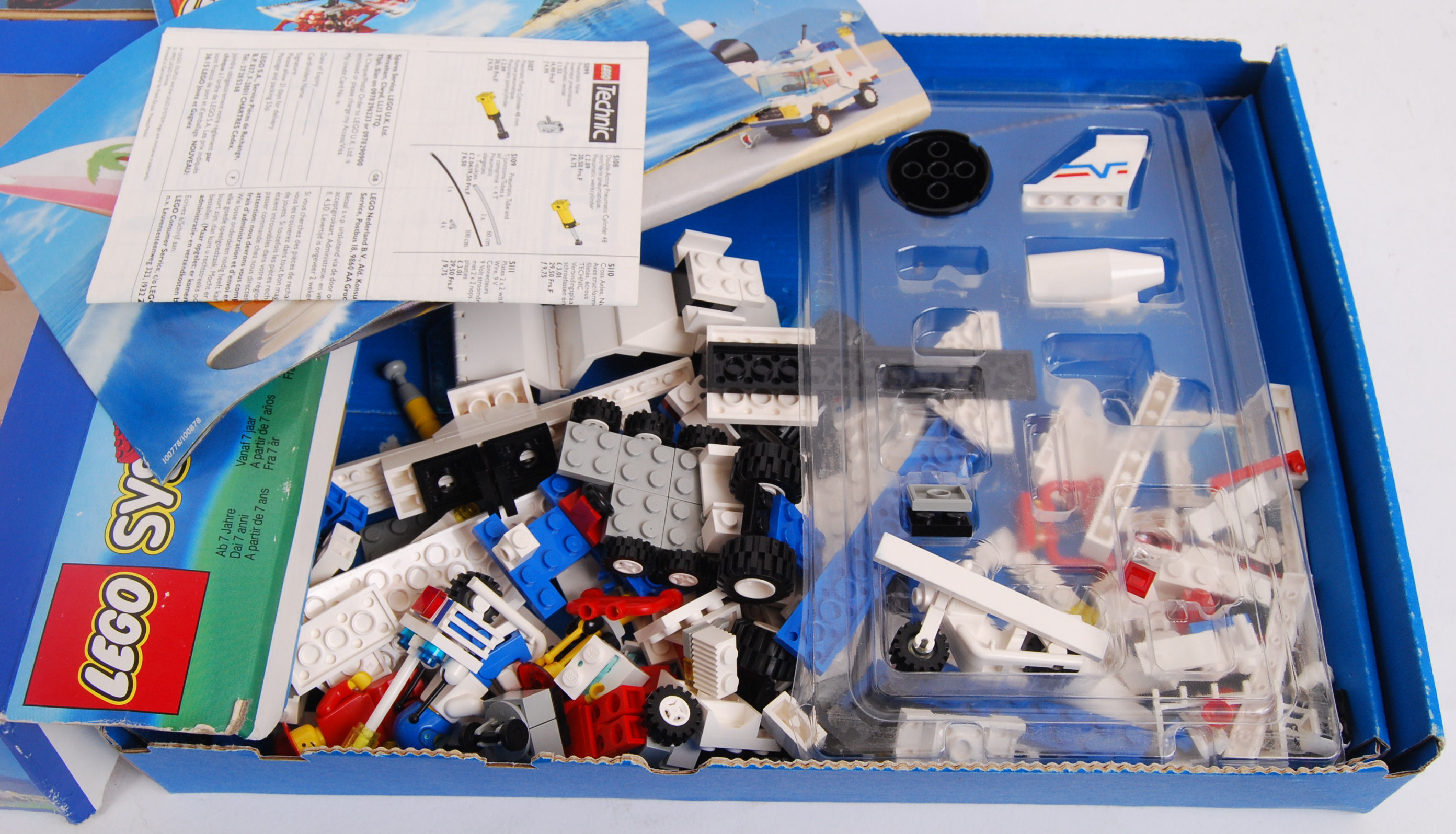 LEGO SYSTEM: An original vintage Lego System 6346 set Shuttle Launching ...