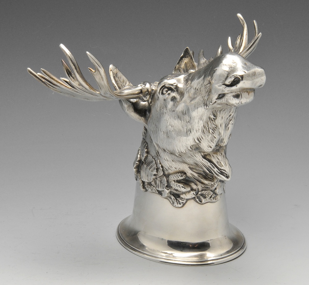 An early twentieth century German cast silver stirrup cup realistically ...