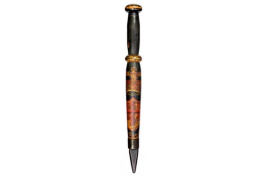 A GEORGE IV PAINTED WOOD TRUNCHEON with forged iron spike, painted in ...