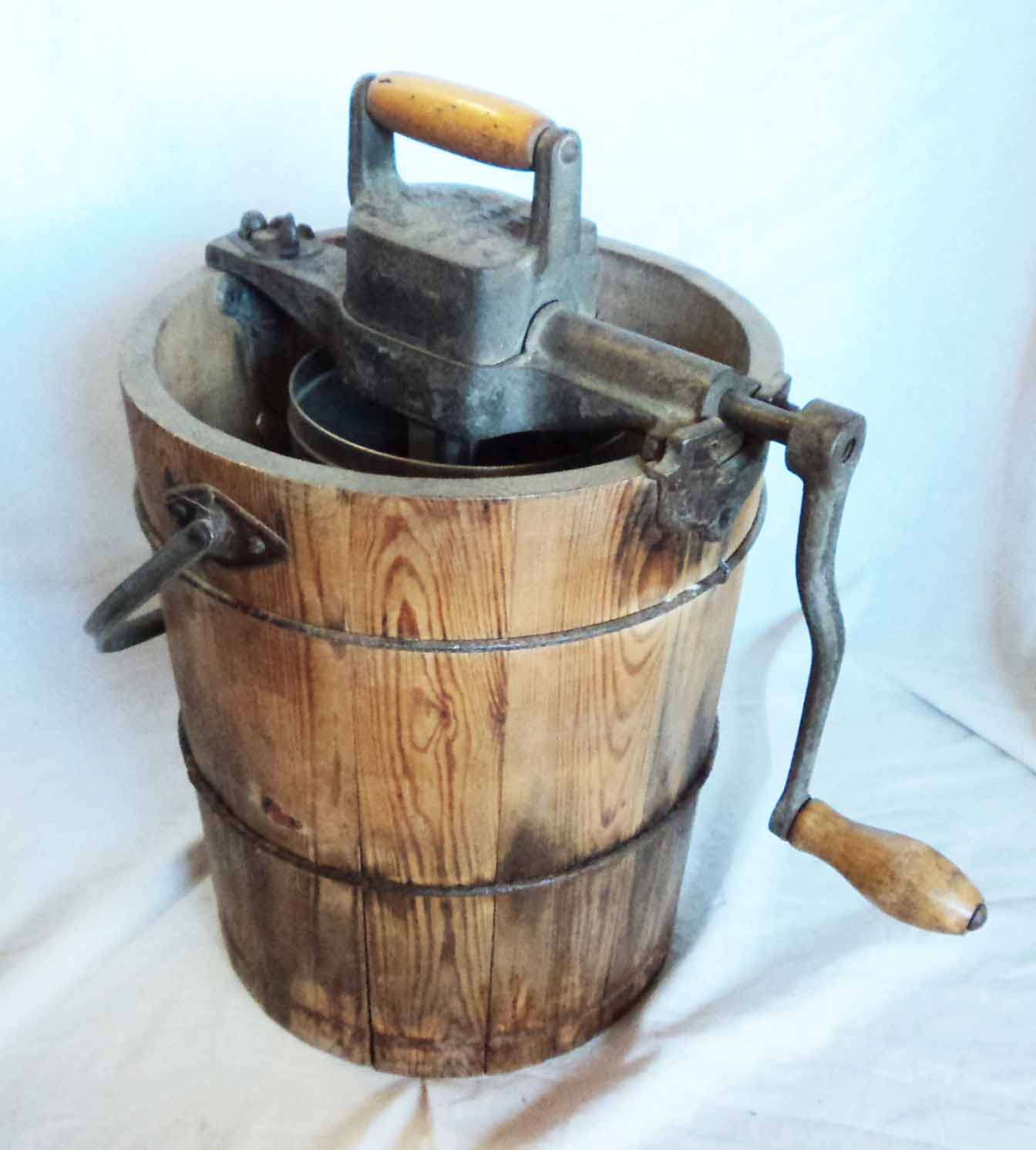 An early 20th Century Reliance Husqvarna, Sweden ice cream maker with ...