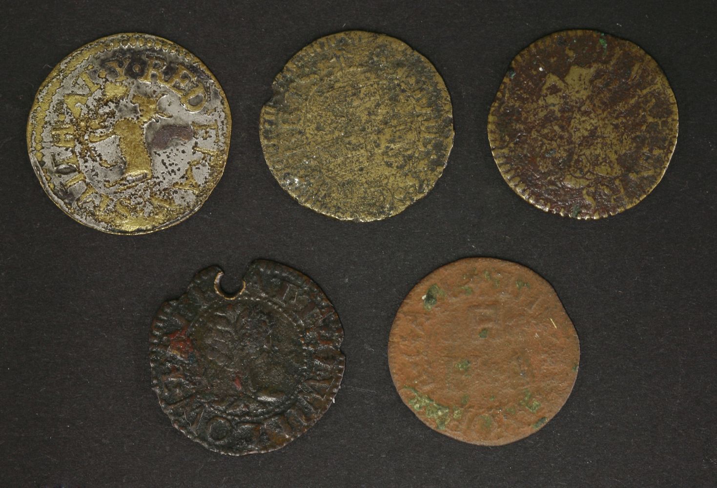 17th century English tokens - London, W R at the Three Mariners, Boss ...