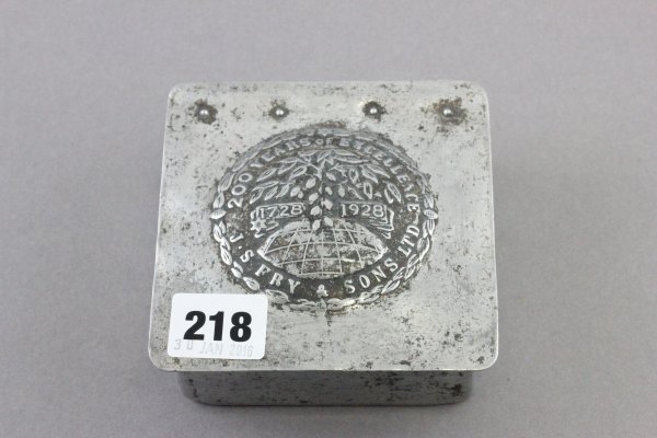 'J.S. Fry & Sons Ltd 200 Years of Excellence' collectors tin 1728-1928