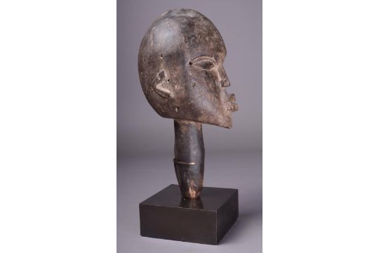A Lobi head Burkina Faso with a medial ridge almond shape eyes and ...