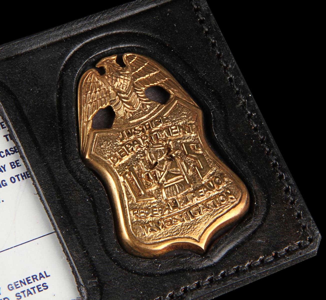 THE X-FILES (1993-2002) - Dana Scully's (Gillian Anderson) FBI Photo ID ...