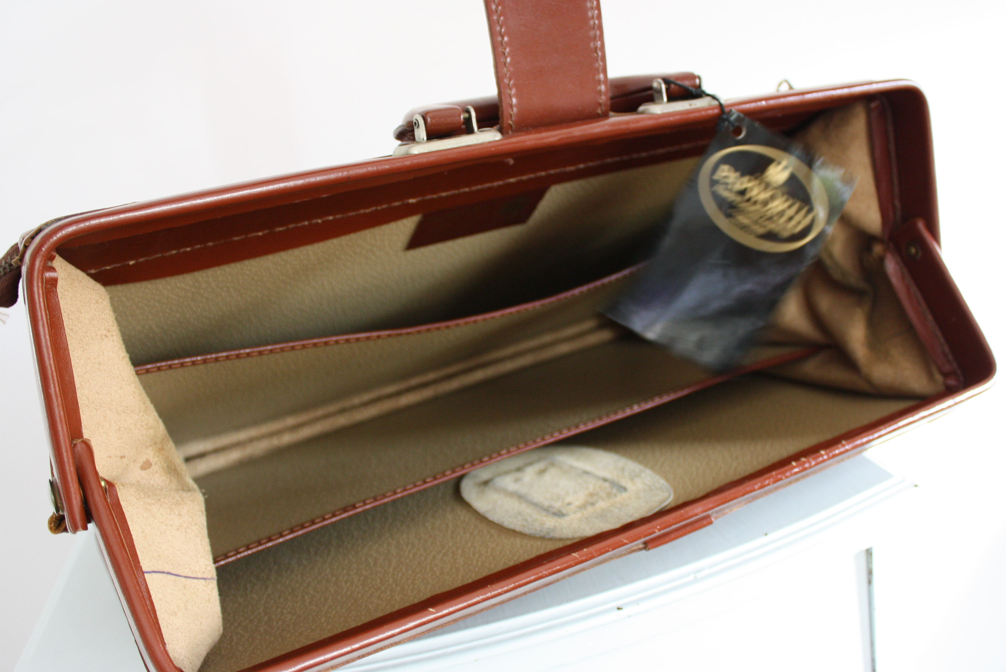 Vintage PAPWORTH Leather briefcase (Document case) with key and lock ...