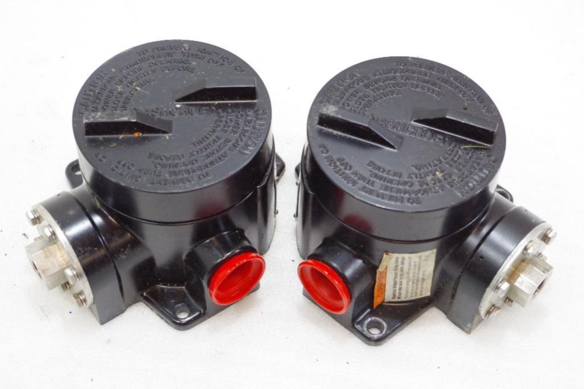 (2) ASHCROFT Hazardous Area Pressure Switches CAT NO. B724B 15A, 125 ...