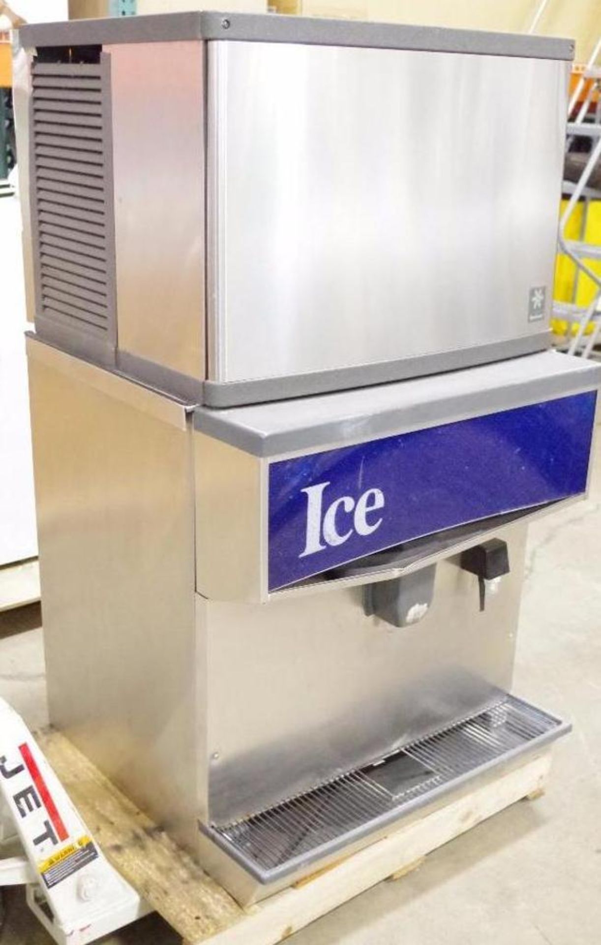 MANITOWOC Ice Maker W/O Ice Storage Means, M/N QD0452A (Functional at ...