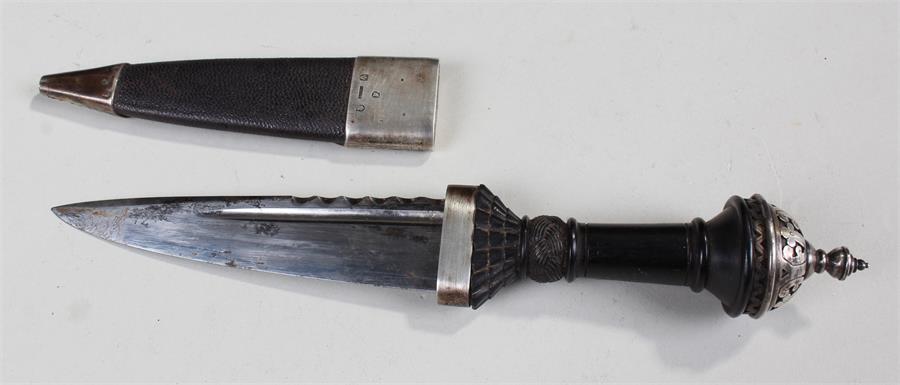 Scottish Kilt knife ( Sgian Dubh ) the grip of dark hardwood with ...