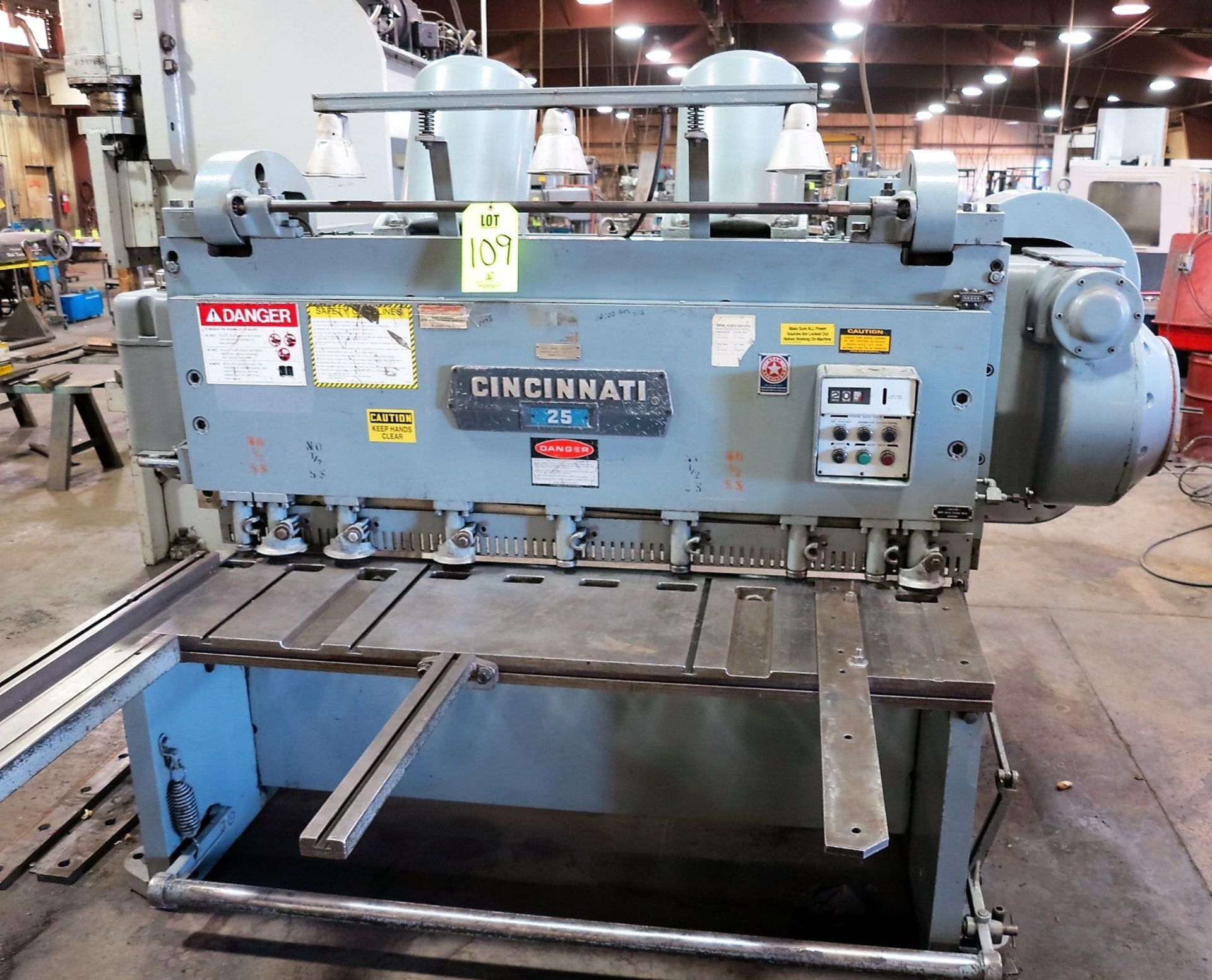 CINCINNATI 2506 SHEAR, 6’ X ½” CAPACITY, 15 HP MOTOR, 50 SPM, SQUARING ...