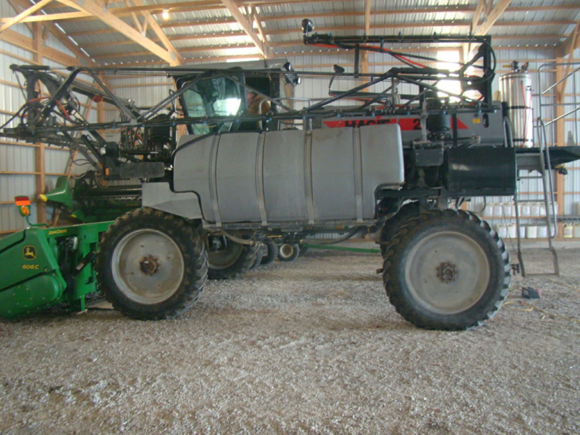 1998 Hagie 2100 high clearance sprayer, 4x4, 1,574 hrs, serial ...