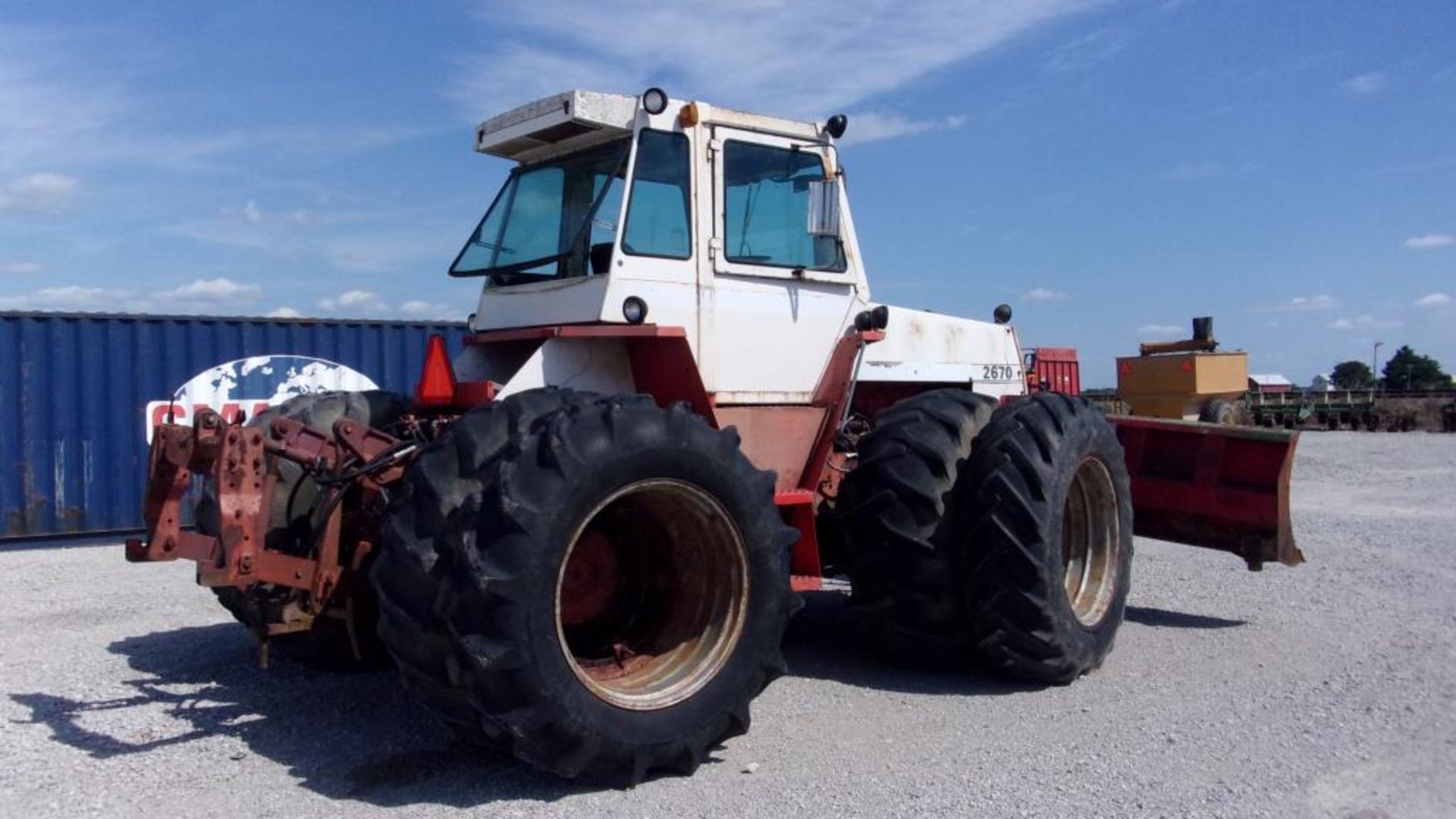 Case 2670 with dozer blade, 3 pt & PTO