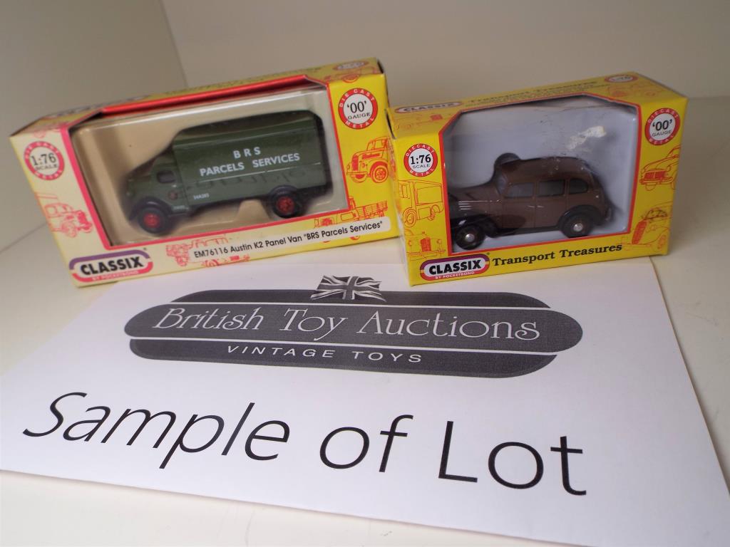 Classix by Pocketbond - a collection of approximately 26 OO gauge ...