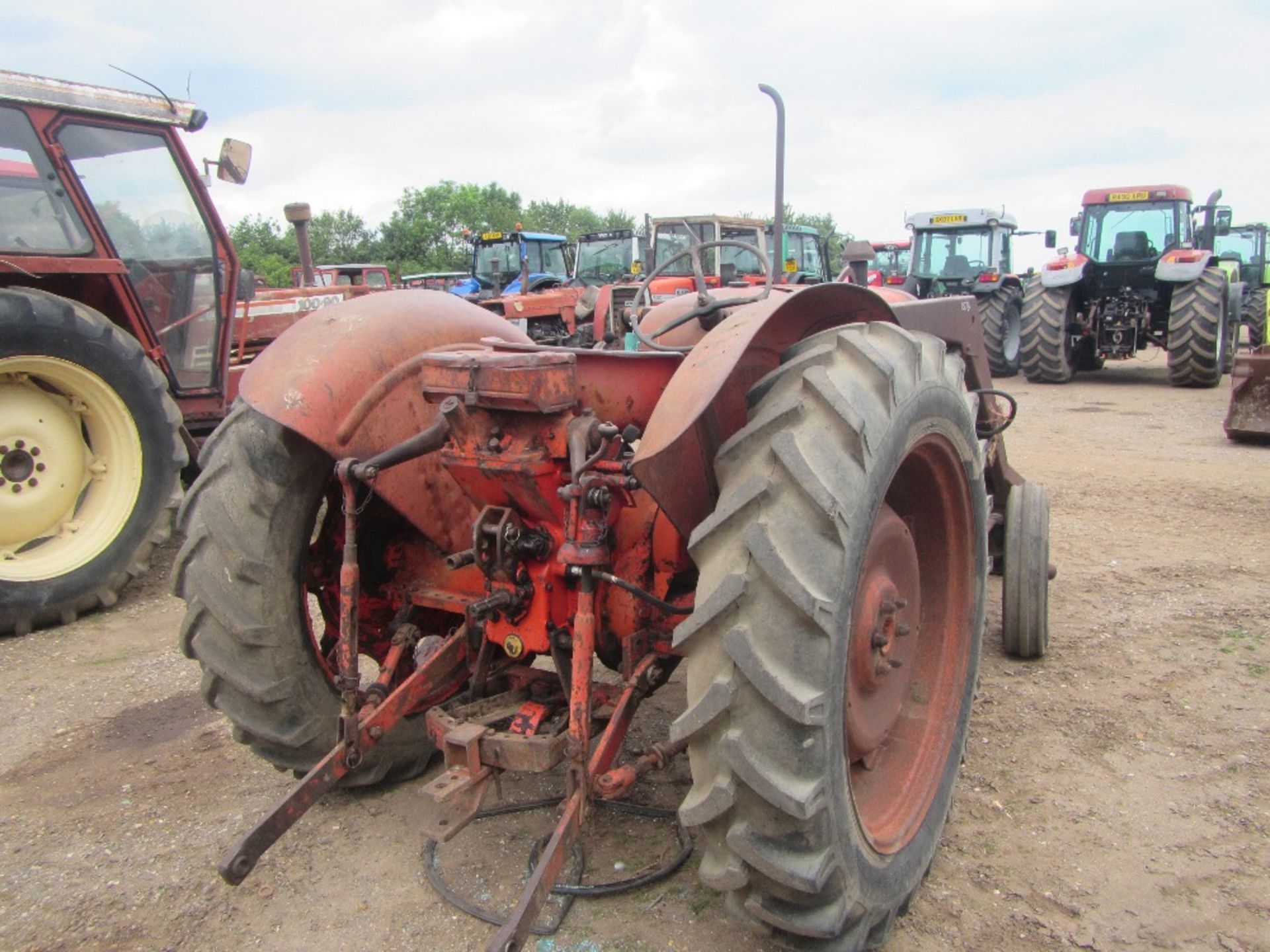 Nuffield 460 Tractor c/w loader