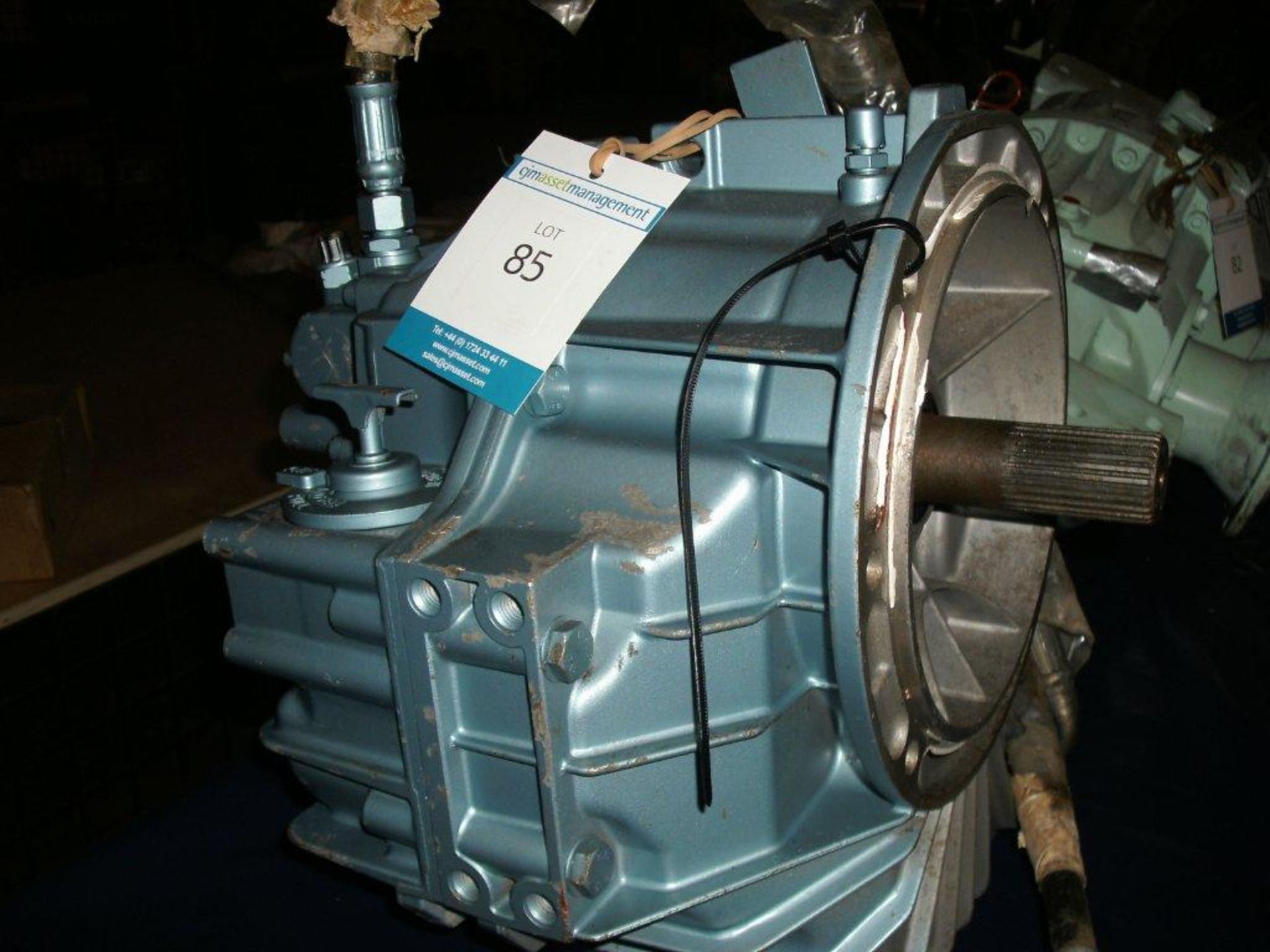 * Gearbox Marine: Hurth/ZF 630A-1 2.5:1 Ratio 8 degree Angle New