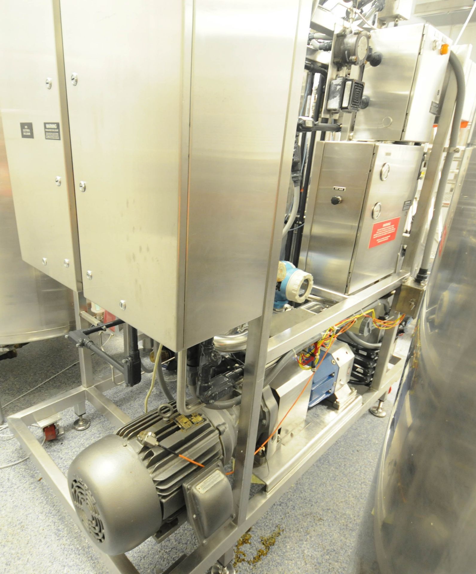 MILLIPORE (2005) MILLIPORE II UF SYSTEM M II EP042318154 FOUR BANK ...