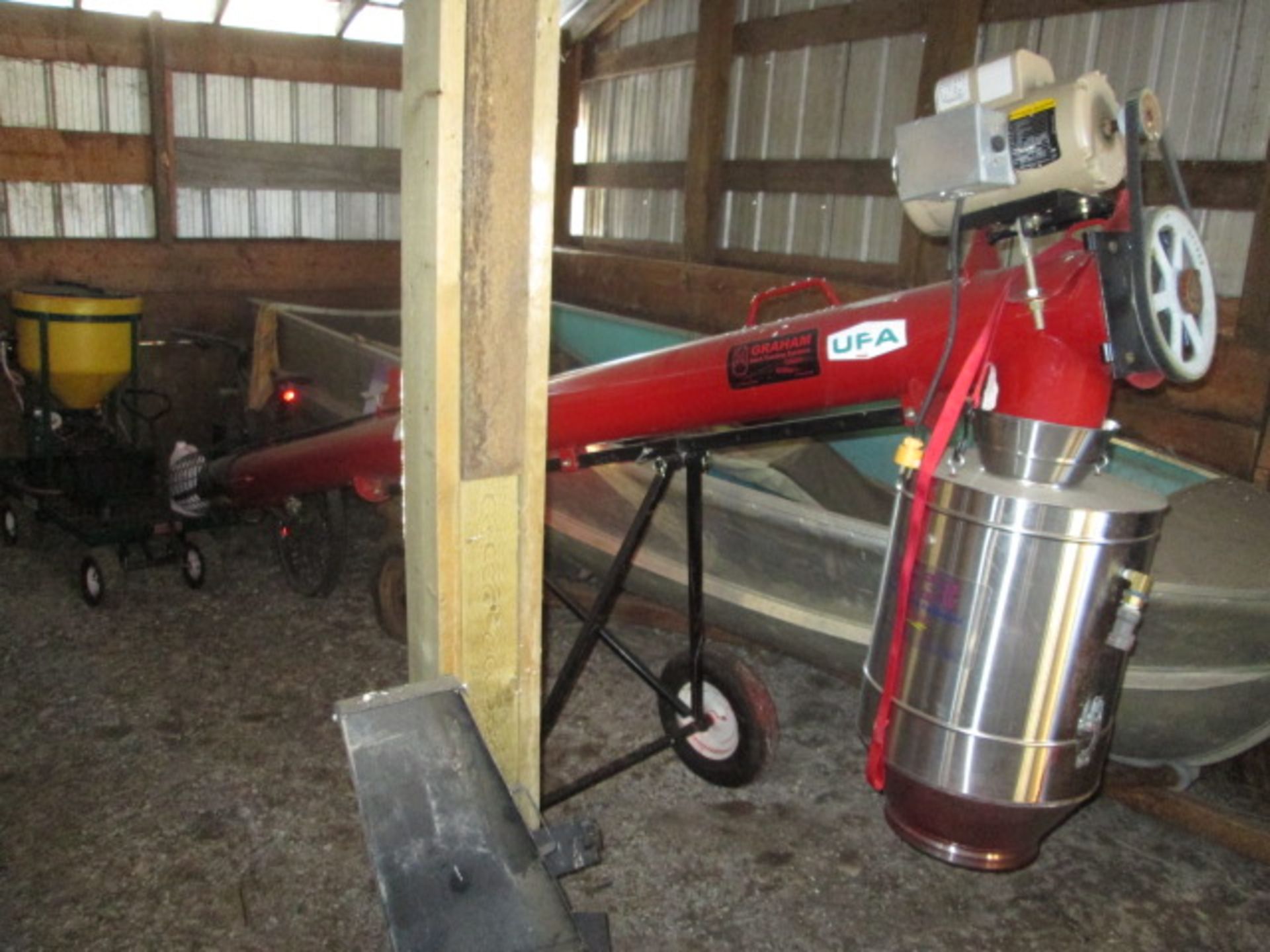 Graham seed treater w/ G3 applicator, 7"x12' auger, 1-1/2 hp elec, Chem ...