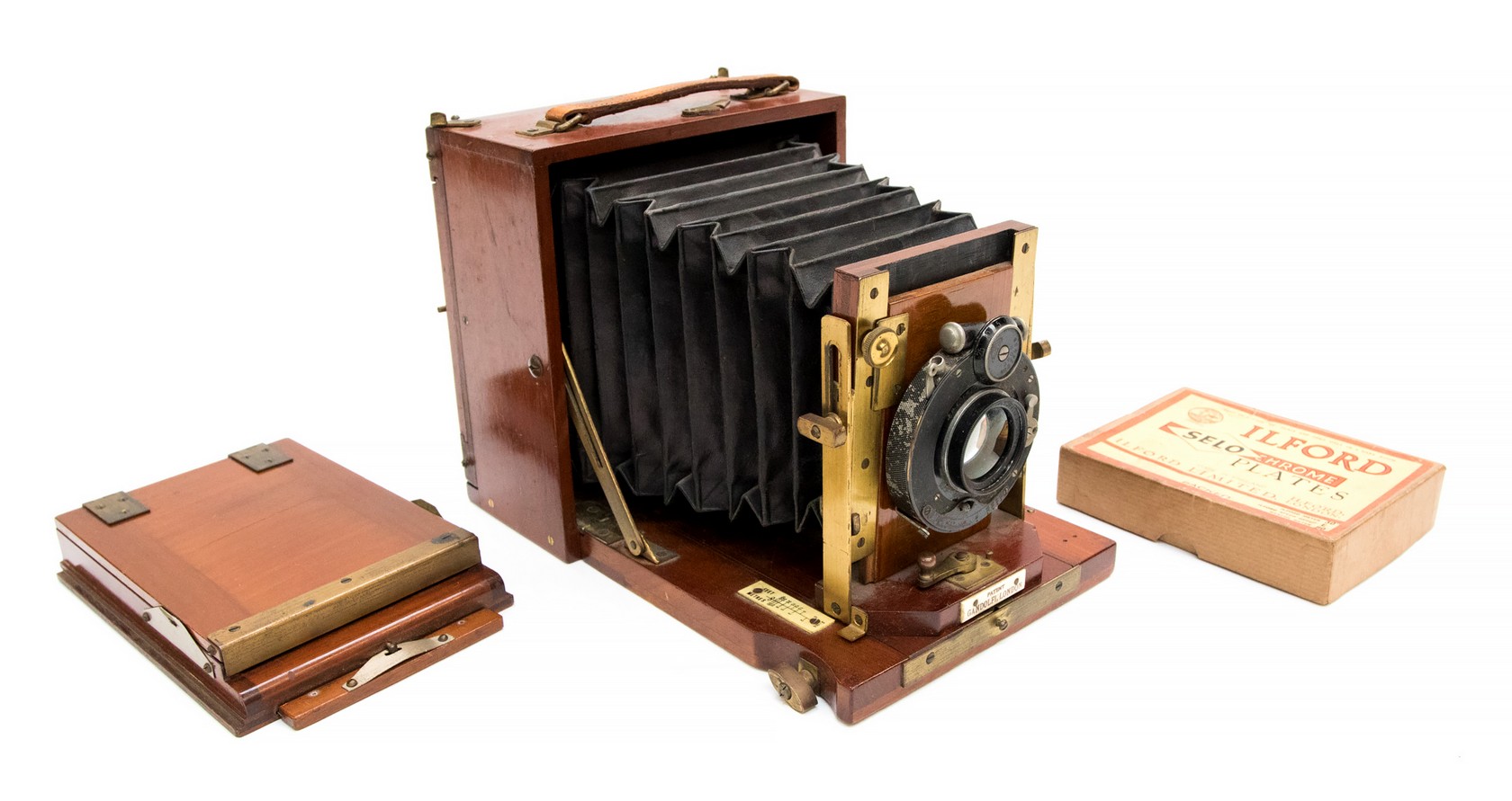 Gandolfi: A Gandolfi mahogany plate-camera complete with a C.P. Goerz ...