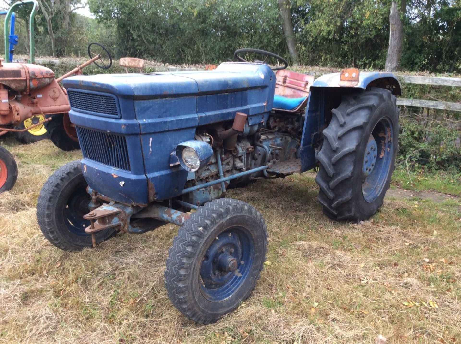 Fiat / UTB 2WD tractor. Serial 16562. 12.4R28 rear wheels and tyres ...
