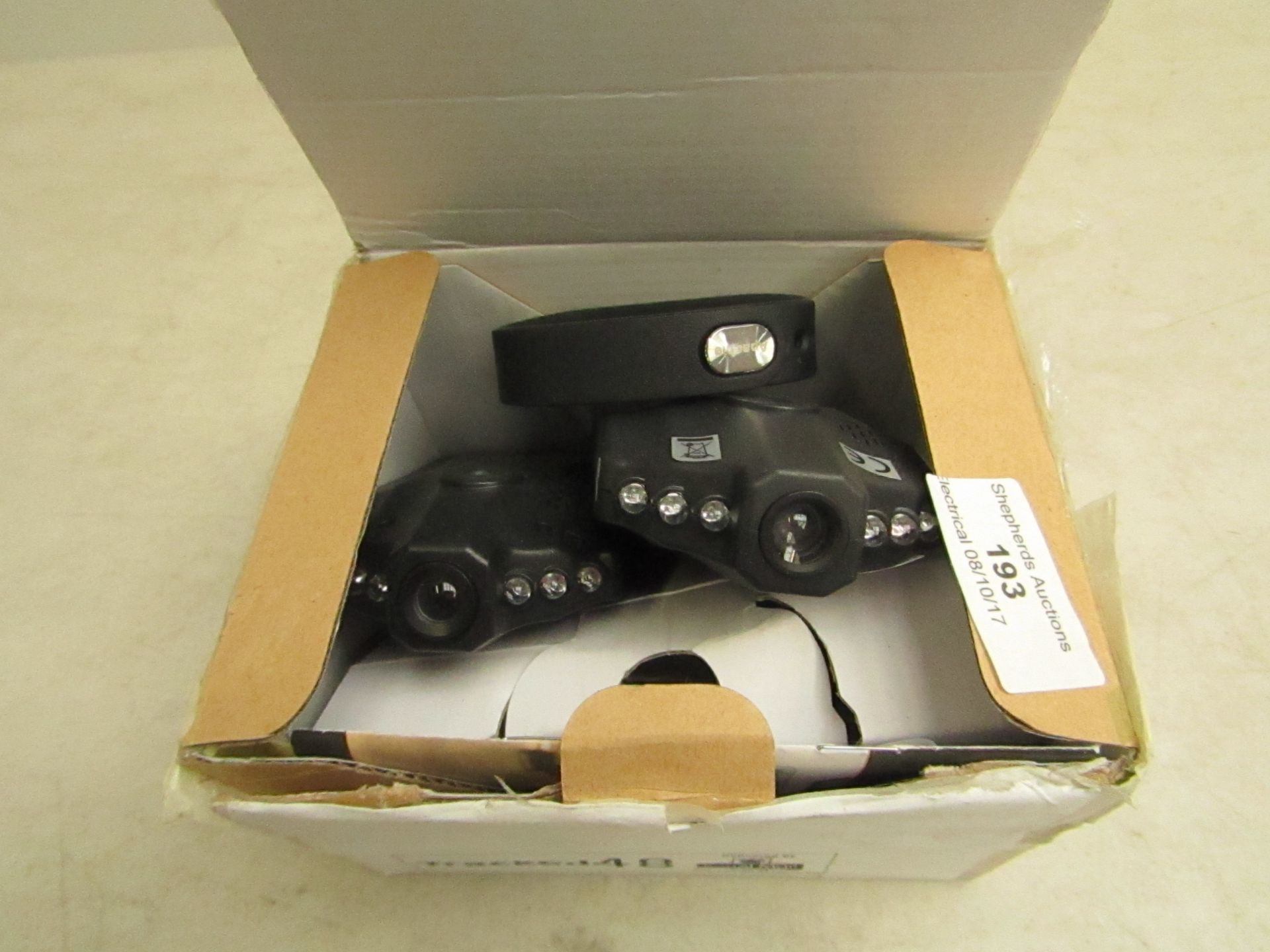 2x Zennox car journey cameras, both untested.
