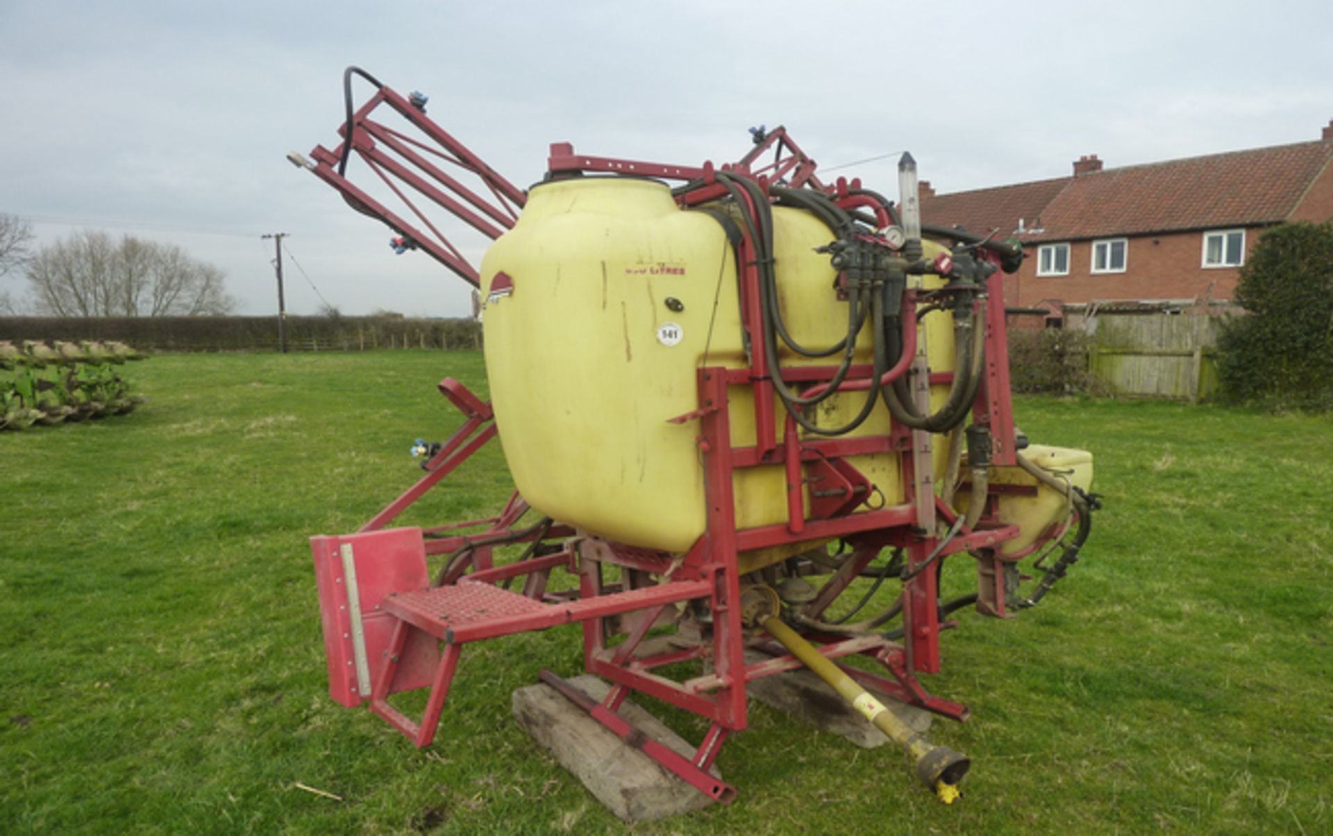 141 Hardi MB Master 800ltr 12m mounted sprayer c/w manual boom