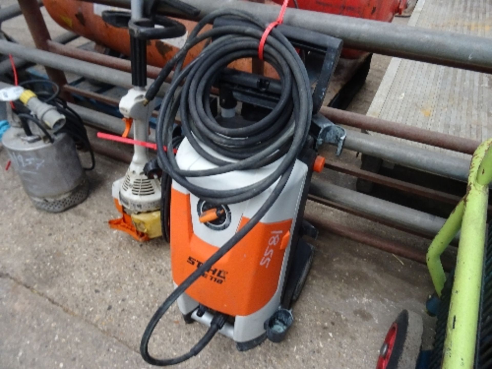 Stihl RE118 pressure washer