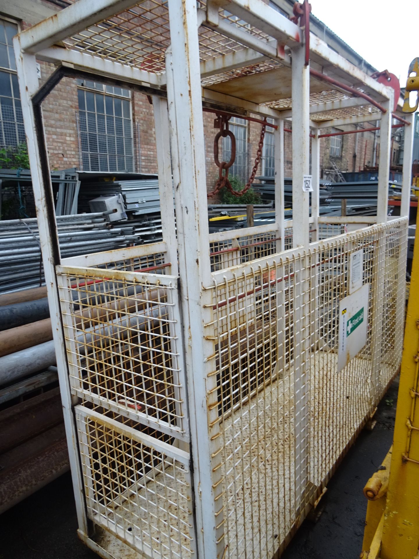 Stretcher cage