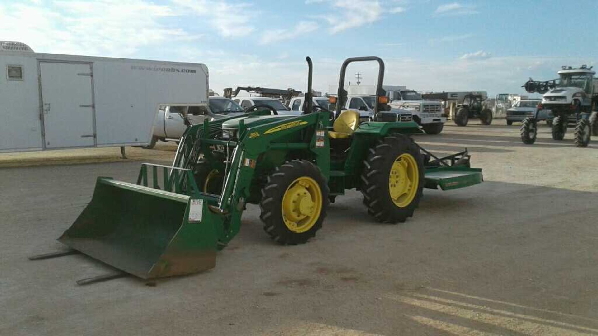 2013 John Deere 5045 Tractor with a 553 Front End Loader with Bucket ...