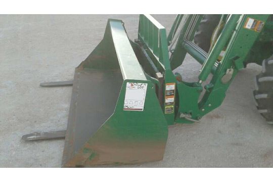 2013 John Deere 5045 Tractor with a 553 Front End Loader with Bucket ...
