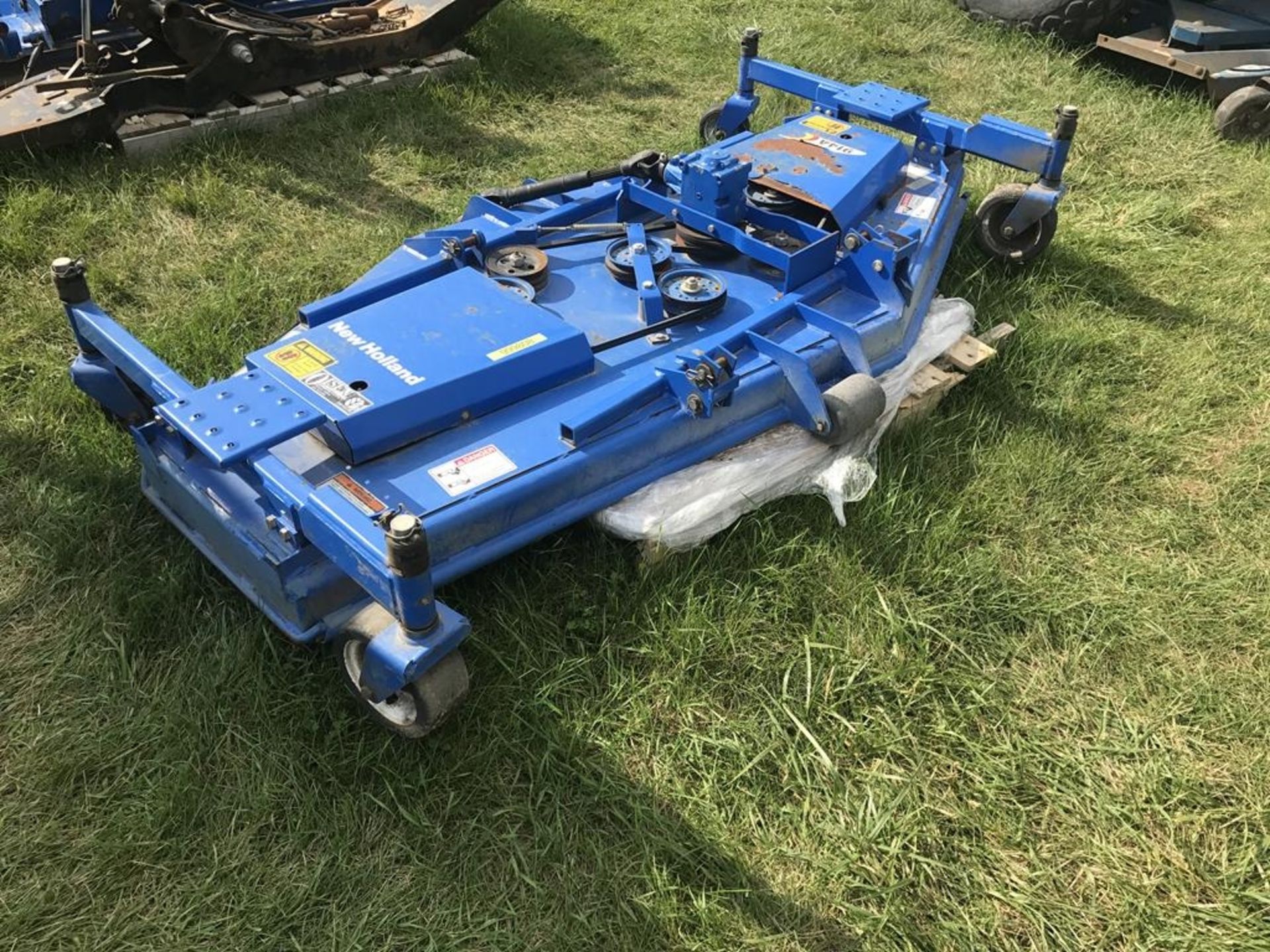 MODEL 914A- 84" NEW HOLLAND MID MOUNT MOWER
