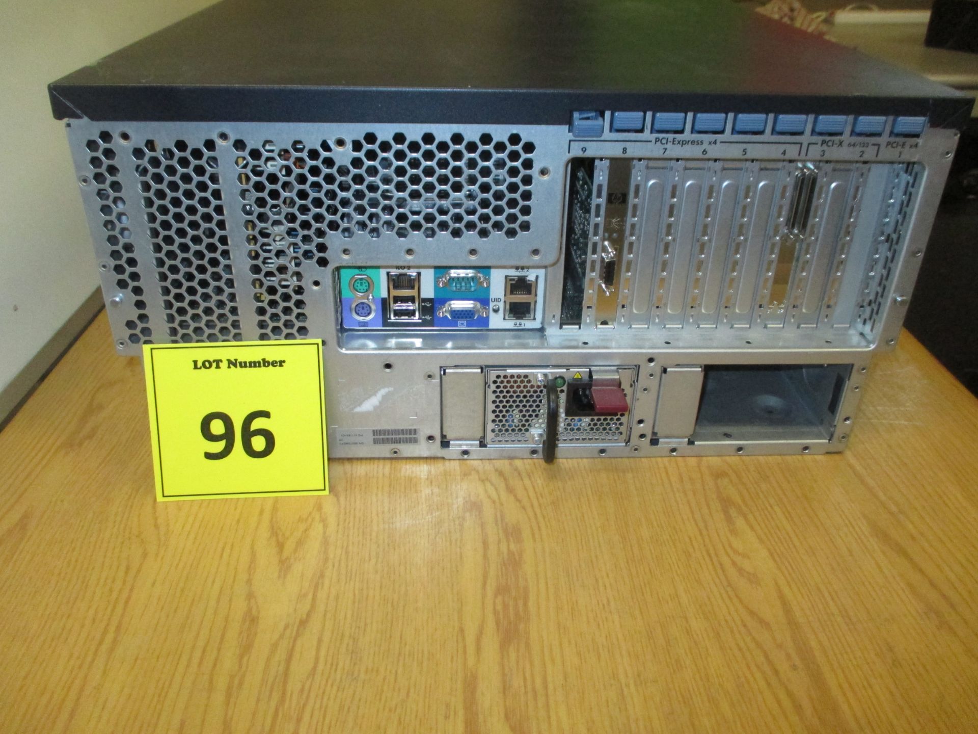 HP PROLIANT ML370 G5 5U RACKMOUNT FILESERVER. QUAD CORE PROCESSOR @ 2 ...