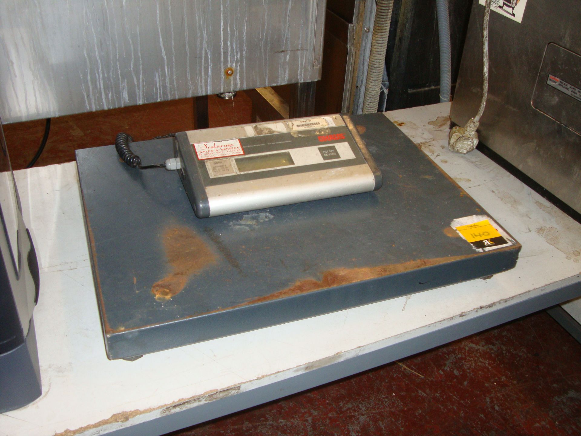 Ohaus platform scales with separate digital read out model DS10L
