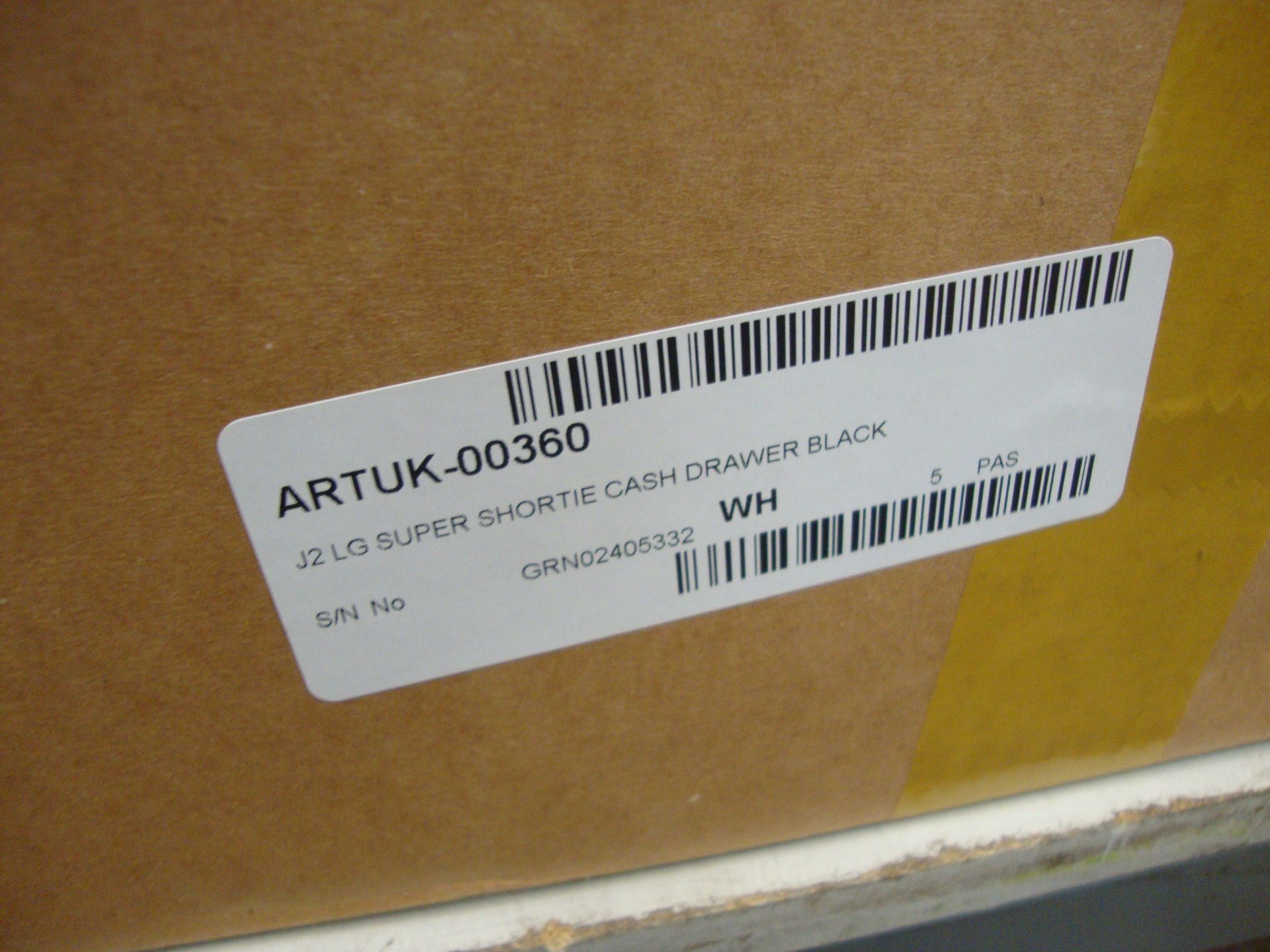 Aures touchscreen EPOS terminal (Yuno-Base 151-Black and Yuno-MB-1900 ...