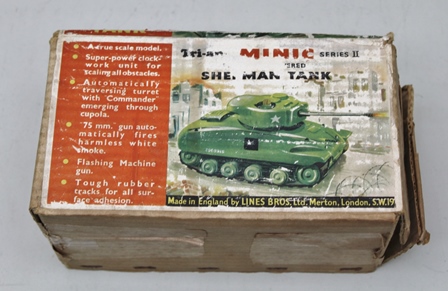 TRIANG MINIC SERIES II CLOCKWORK POWERED SHERMAN TANK in ovb