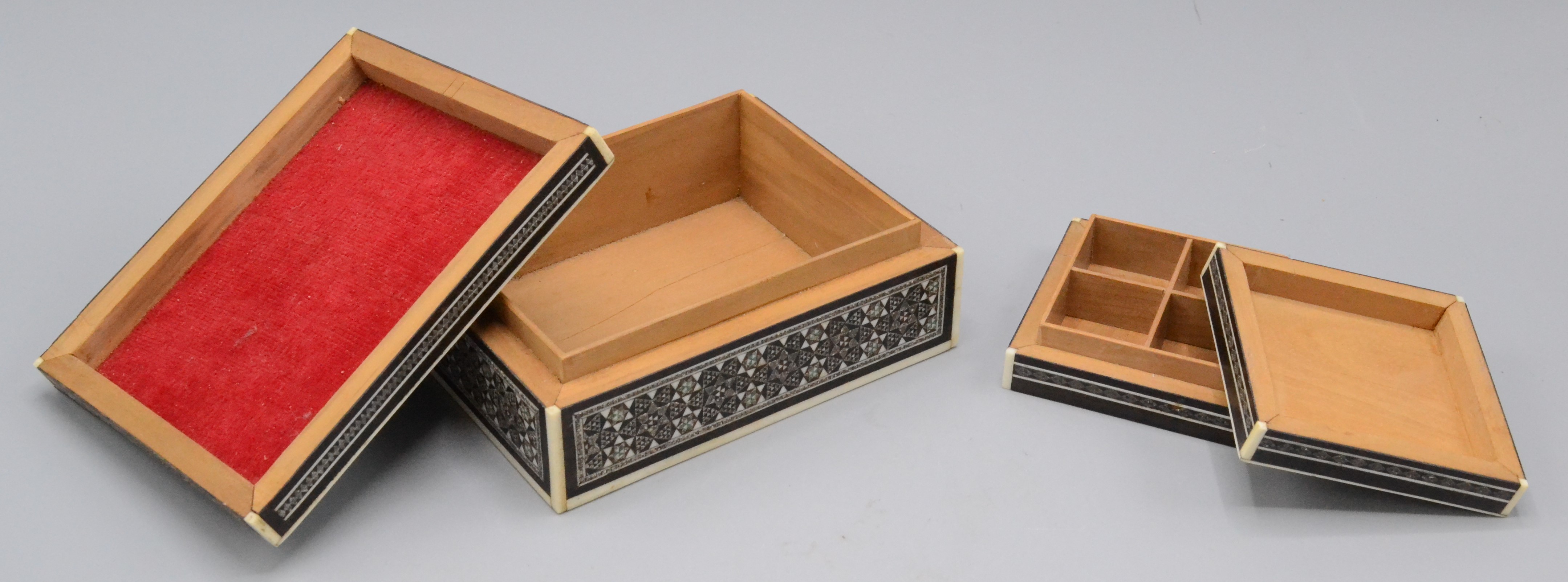 Two Indian Sadeli wood boxes, with mosaic style inlay, length 12.5cm ...