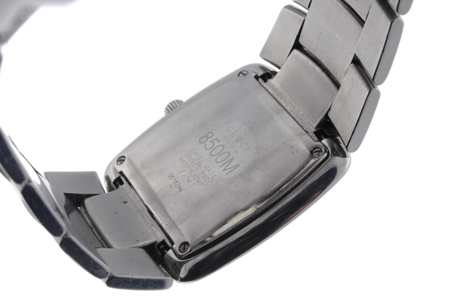 GUCCI - a gentleman's 8500M bracelet watch. Stainless steel case ...