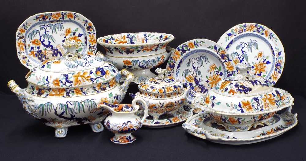 Extensive Hicks & Meigh Stone China 'Japan' pattern dinner service ...