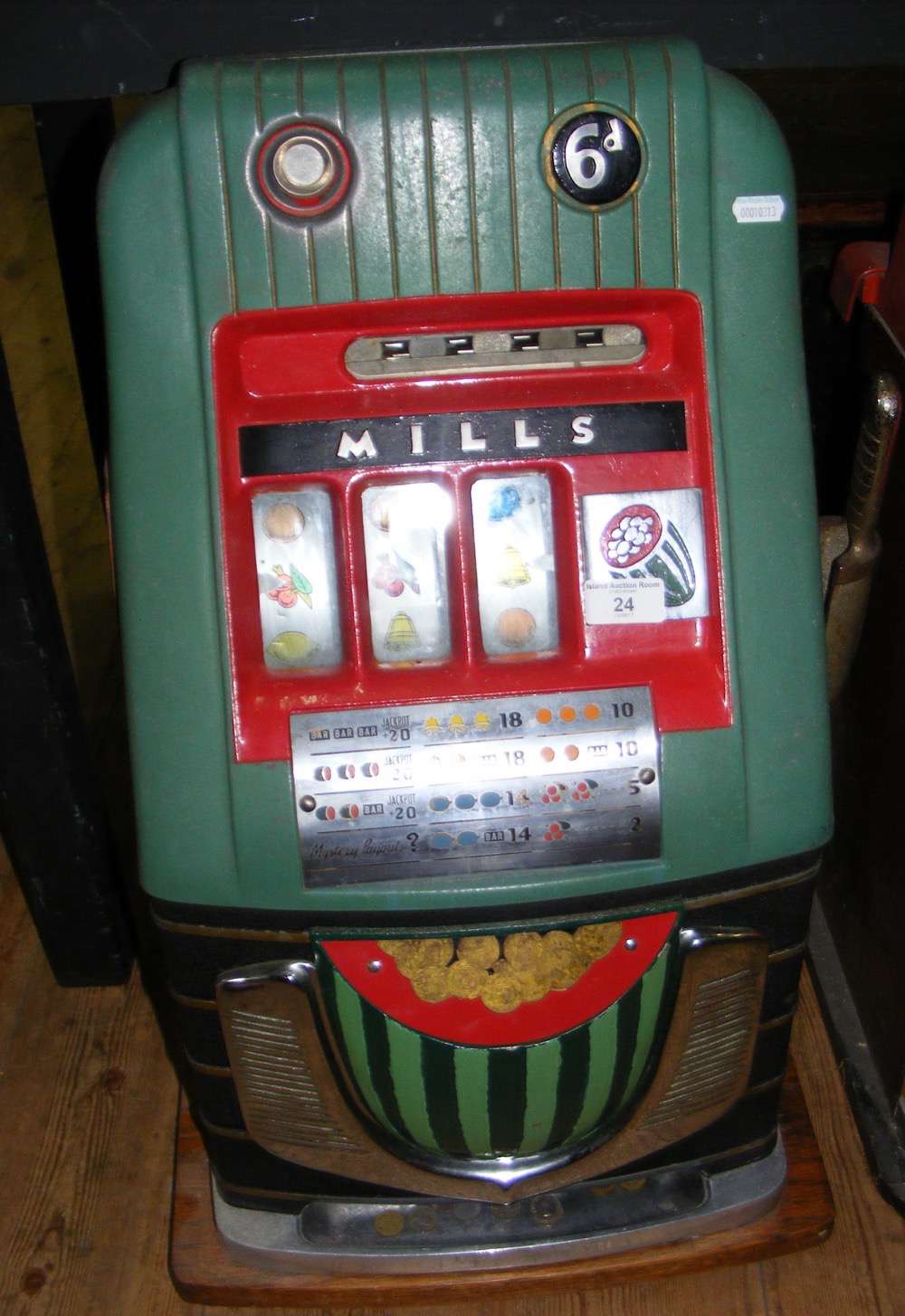 A Mills coin operated "One Armed Bandit" Jackpot fruit machine