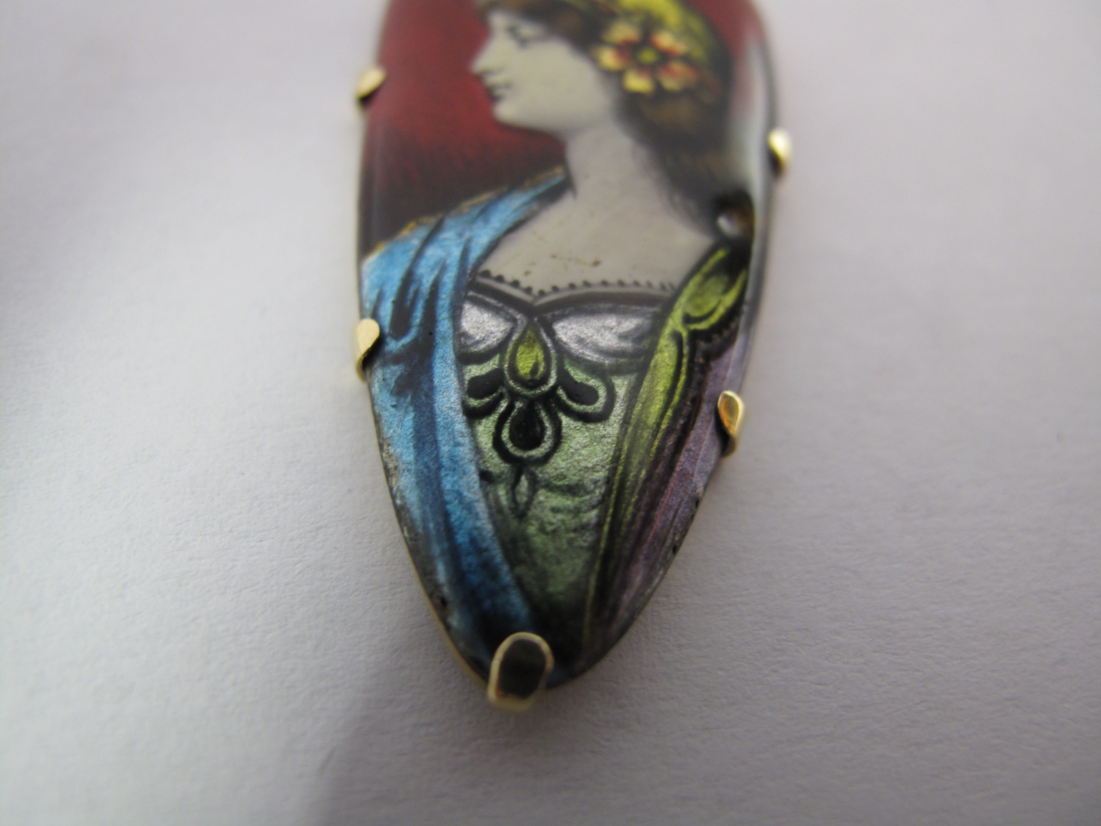 Issanchou Limoges; An Art Nouveau Enamel Pendant, depicting a Pre ...