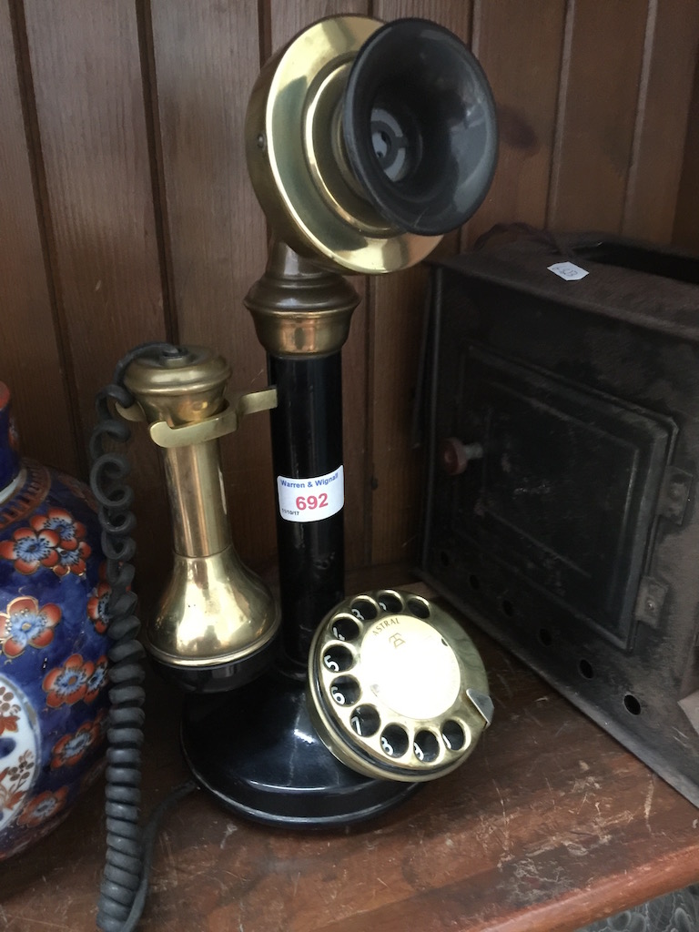 REPRO PILLAR PHONE