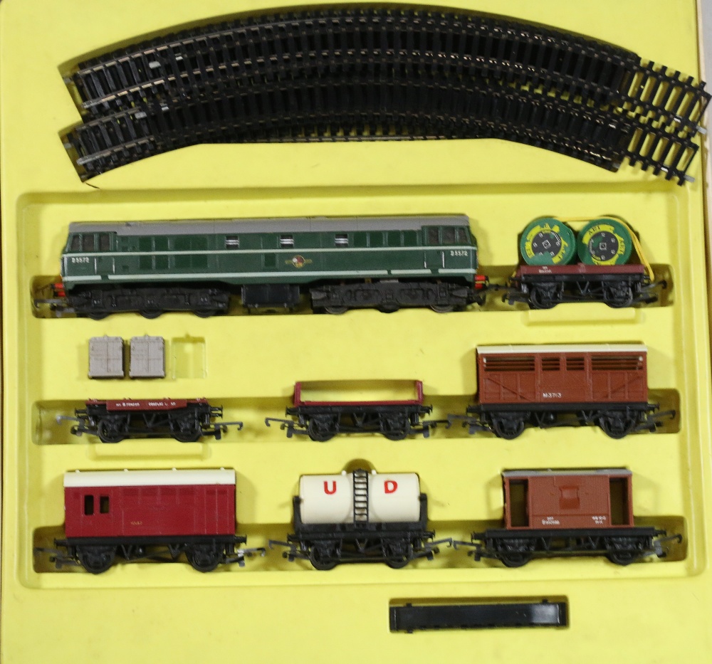 Tri-ang Hornby RS 651 Freightmaster set boxed, Tri-ang 0-6-0 locomotive ...