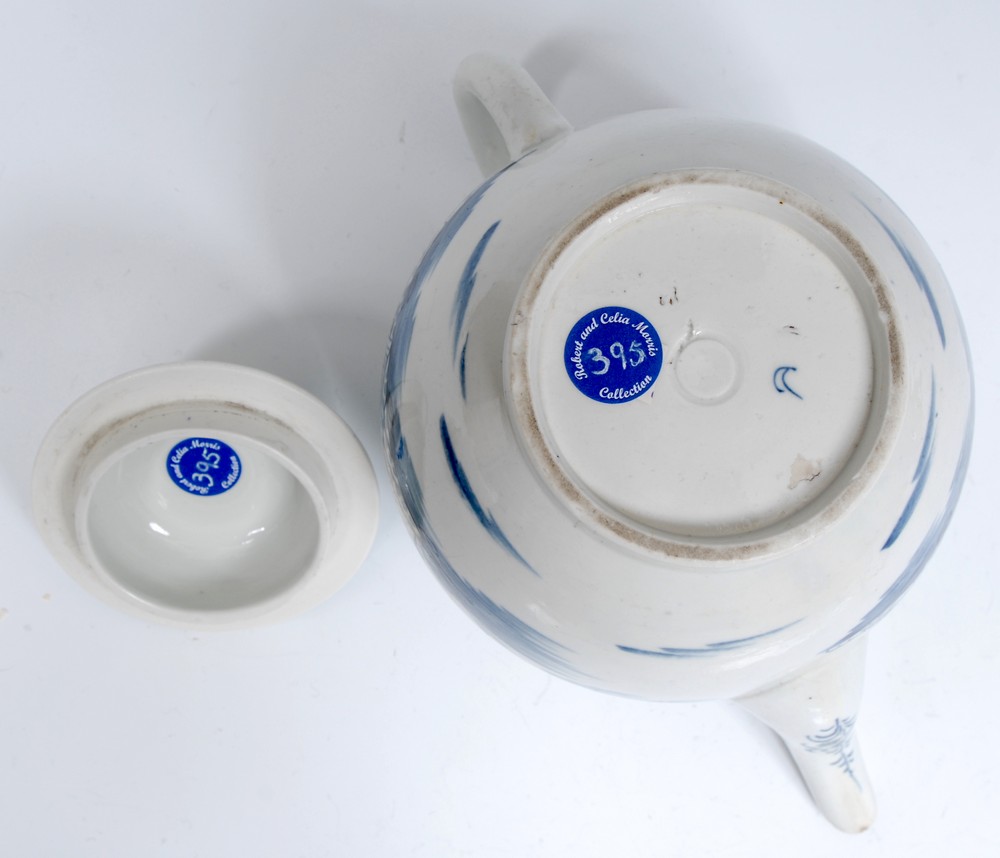 A Worcester Rock Strata Island pattern globular teapot and cover ...