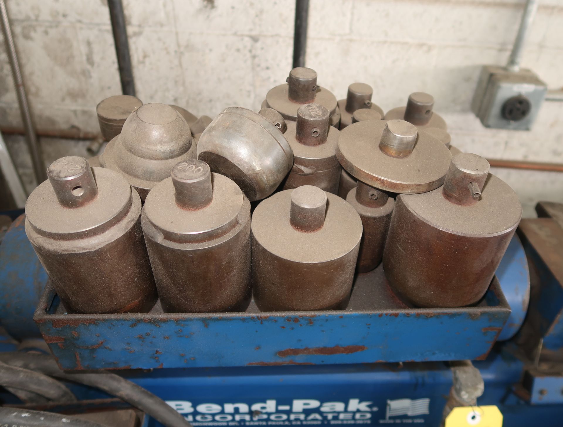 BEND PAK PIPE BENDER MDL. 1502BA SN. 956 W/LARGE QTY. DIES