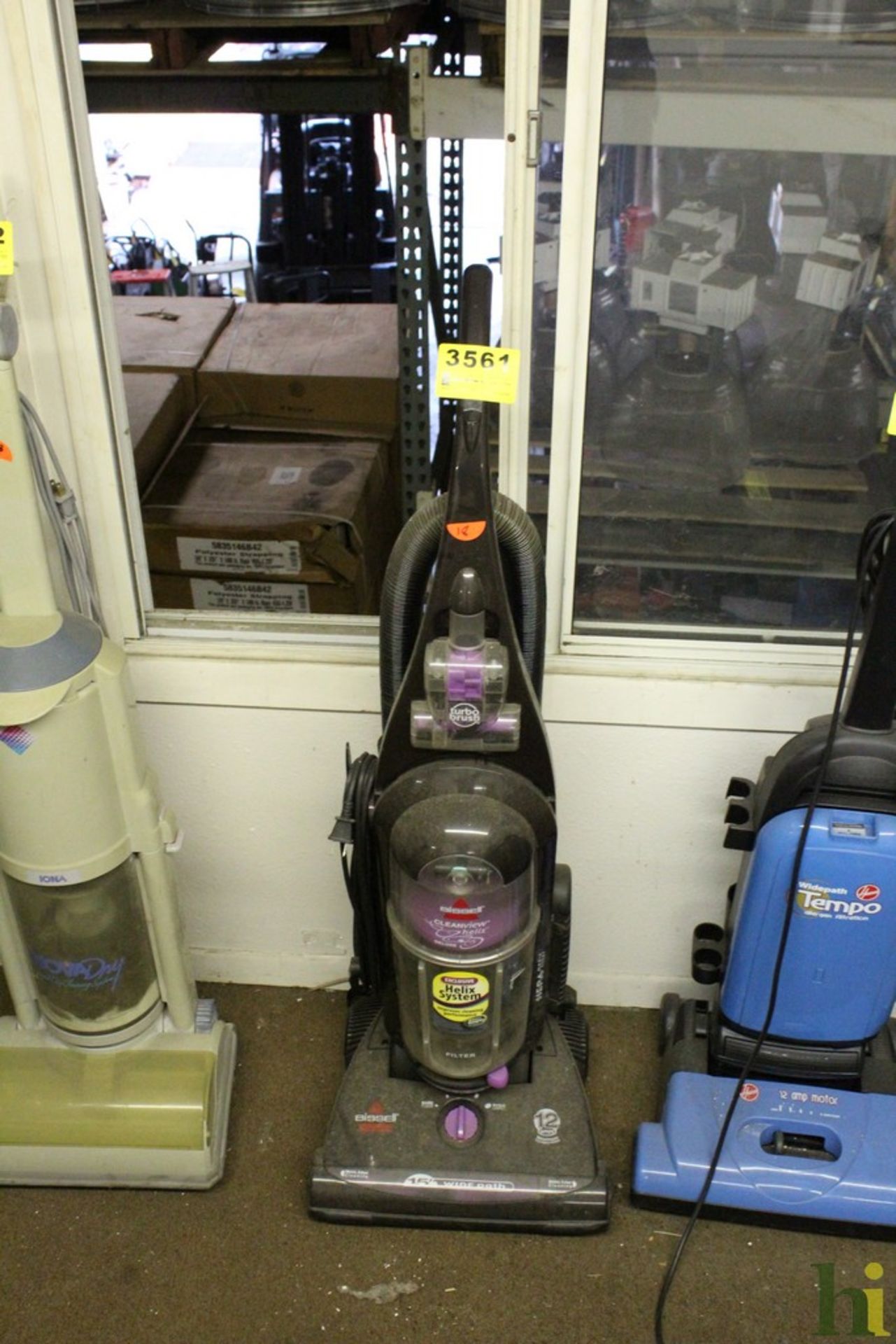 BISSELL CLEANVIEW HELIX DELUXE VACUUM