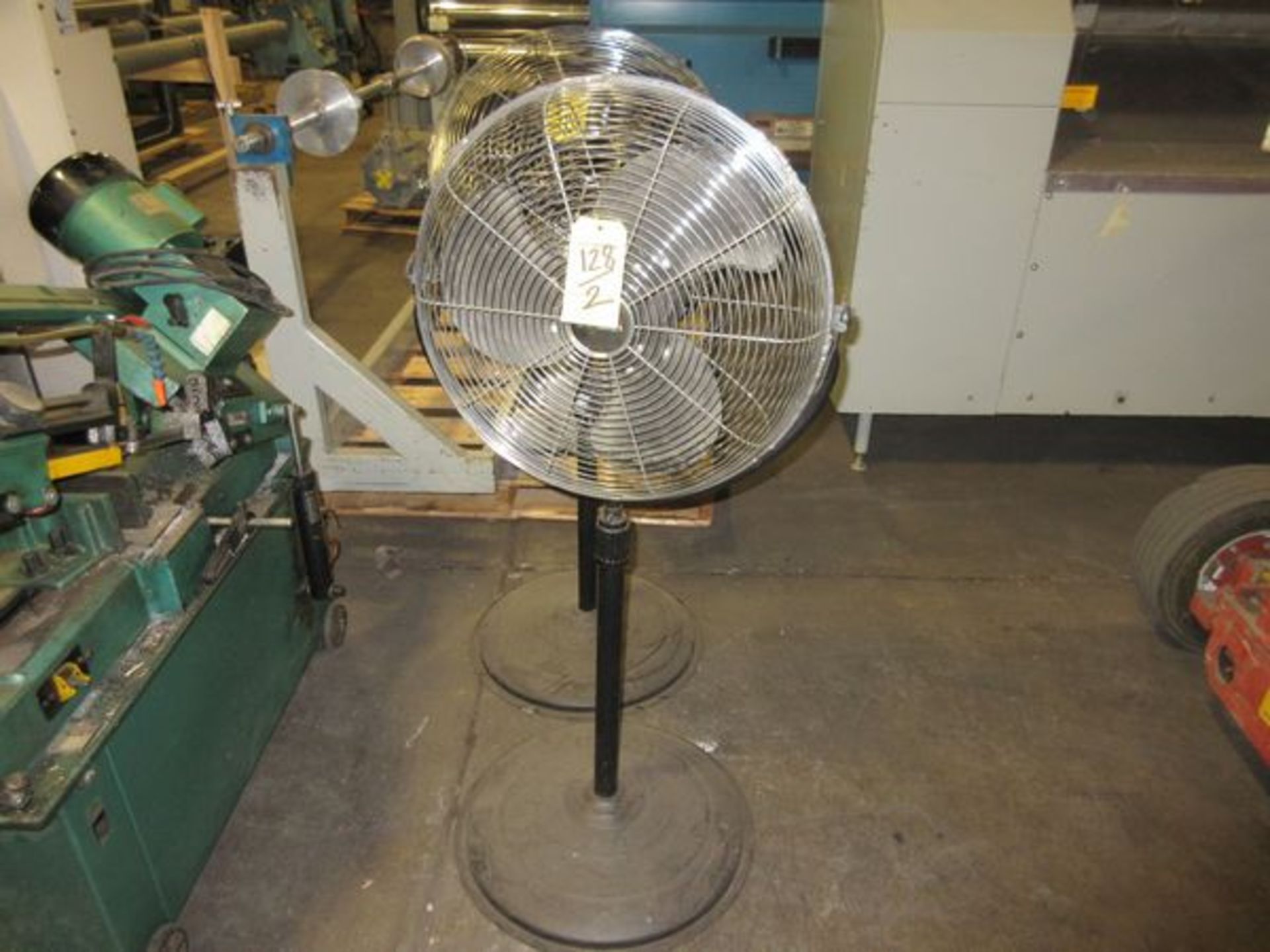 LOT (2) Uberhaus Pro Pedestal Fans