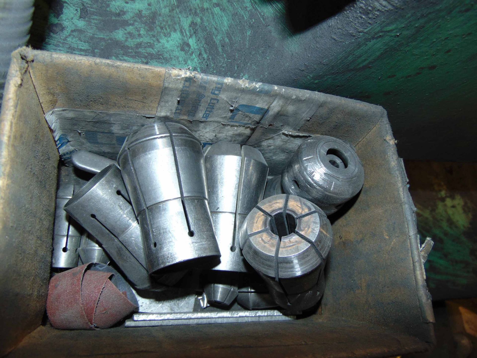 TOOL AND CUTTER GRINDER, CINCINNATI MONOSET, assorted collets, cams ...