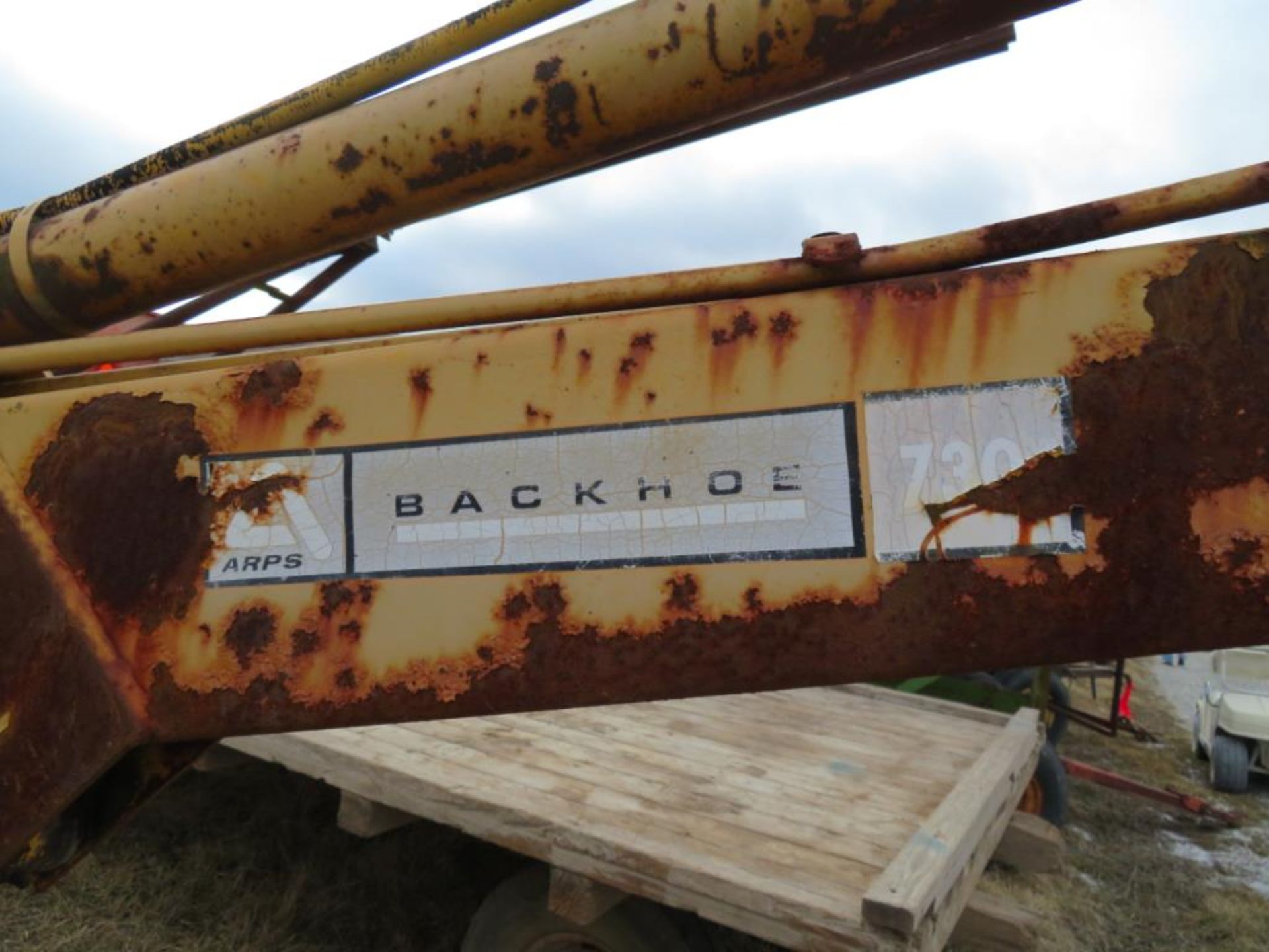 730 Arps 3pt backhoe works well