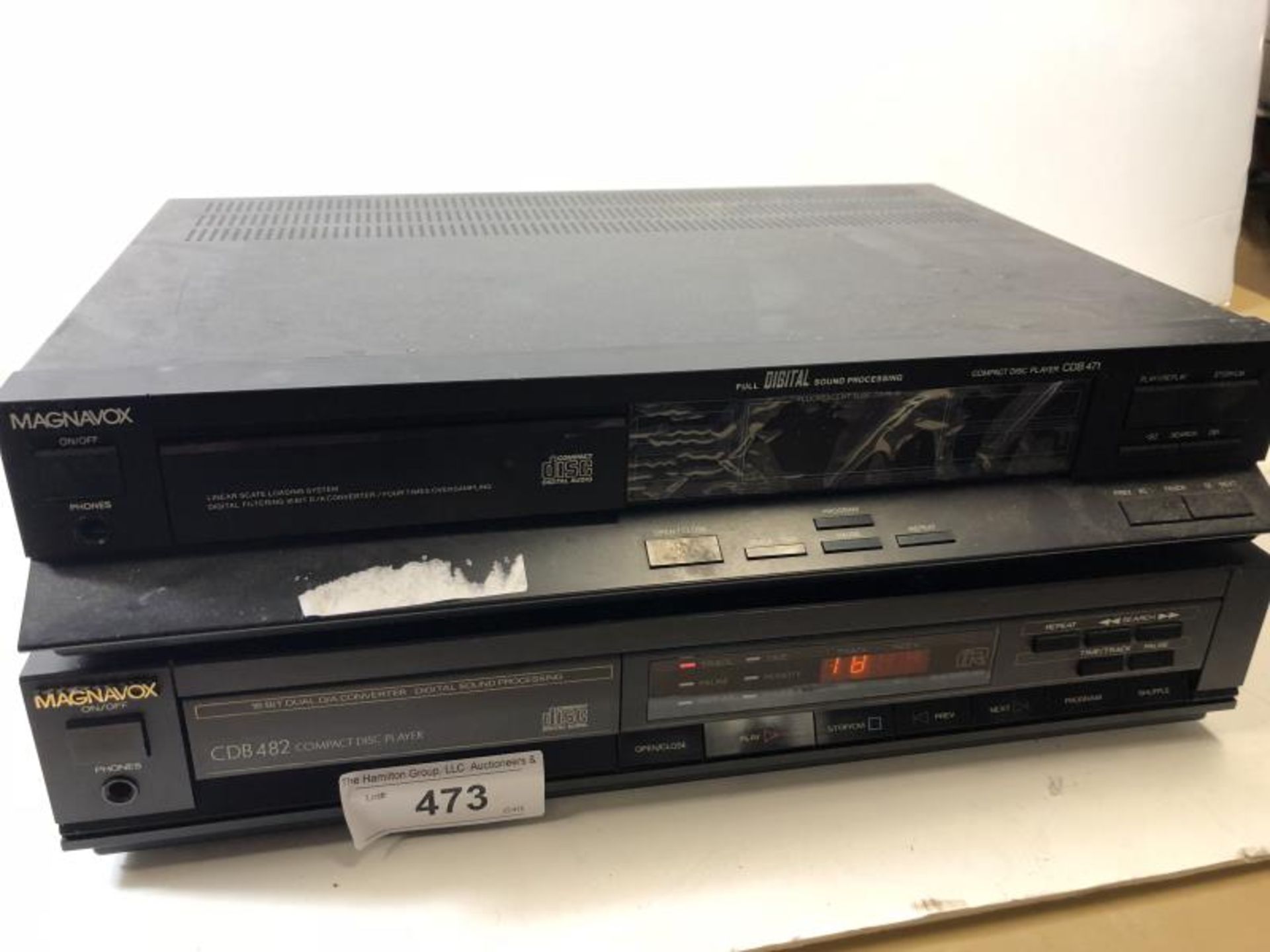 2 - (1) Magnavox CDB 482 CD player and Magnavox CD player CDB 471 ...