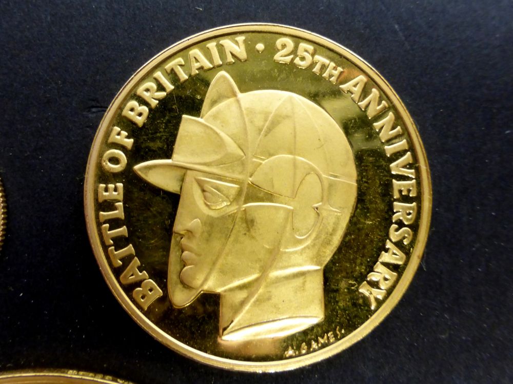 A Battle of Britain 25th Anniversary 22ct Gold, Three Coin Set (Weight ...