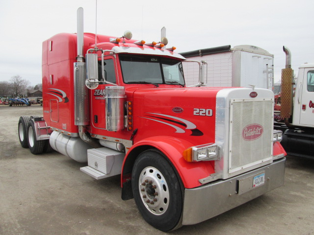 2005 PETERBILT 379 ULTRA CAB, 63” SLEEPER, ISX CUMMINS, FLEX AIR SUSP ...
