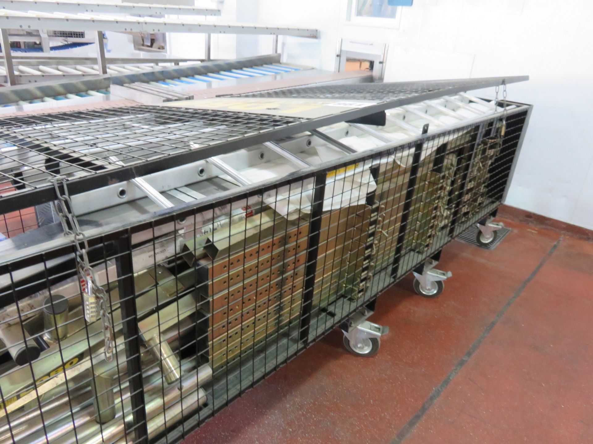 Lobo Systems tower gantry in its own container, mobile. brand new. Lift ...